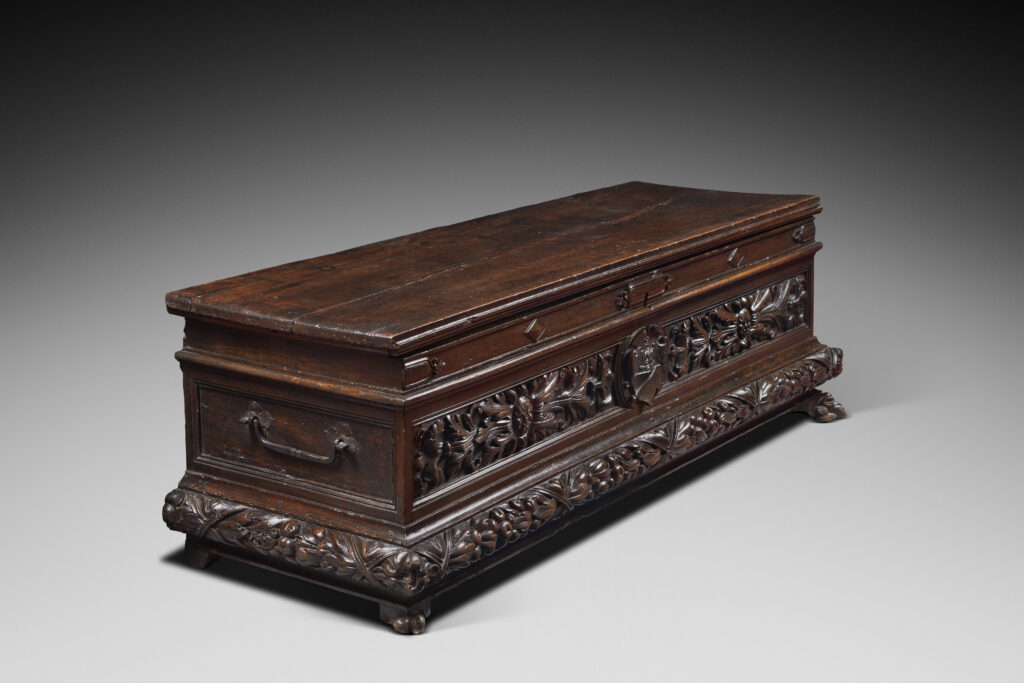 BEAUTIFUL ITALIAN RENAISSANCE CASSONE WITH THE COAT OF ARMS OF THE ...